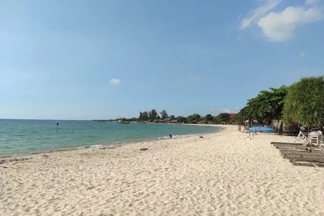 Menikmati Keseruan Liburan Pantai Bandengan Jepara – Catatan Petualang ...